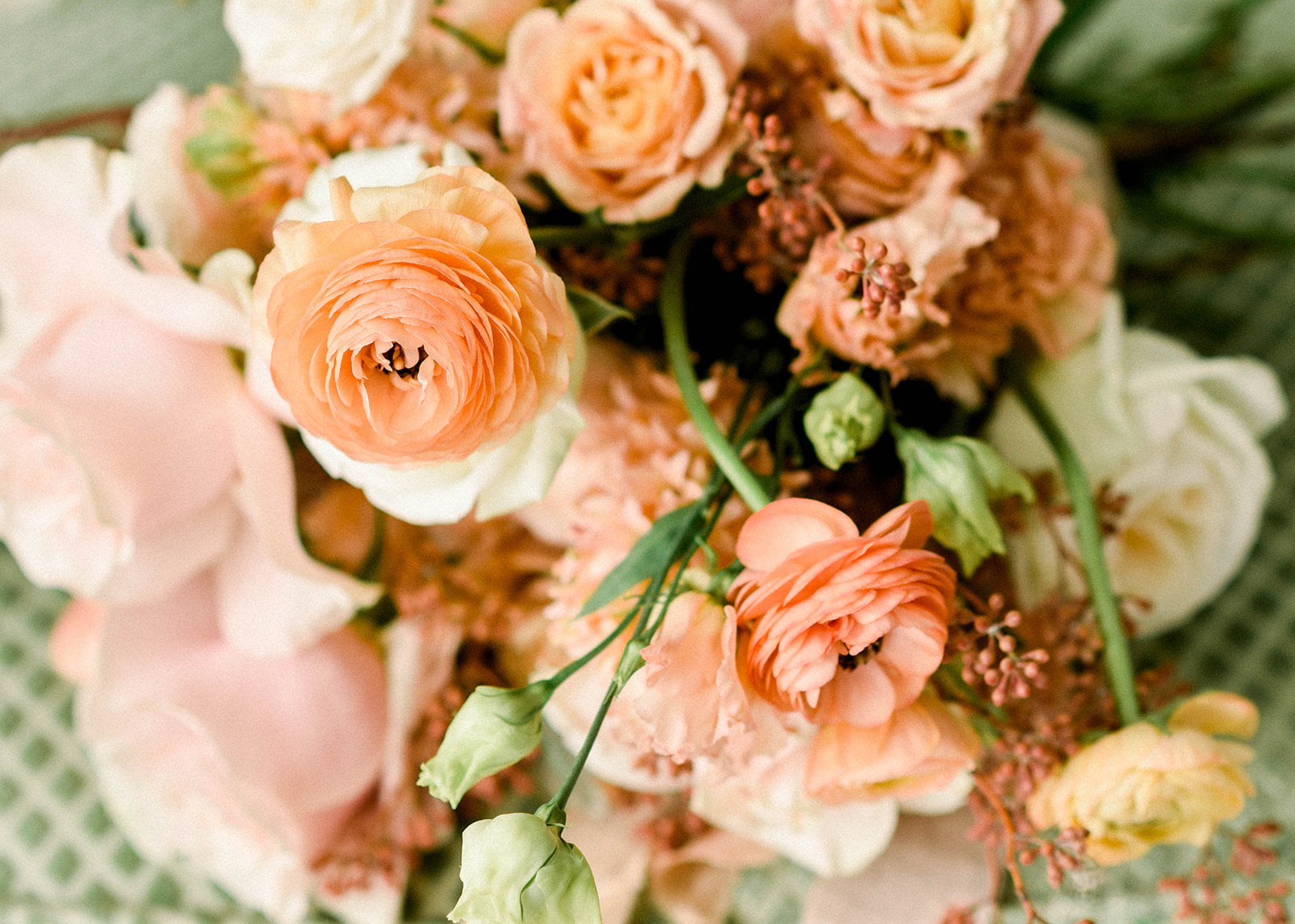 Monochromatic Mood – Adela Flora