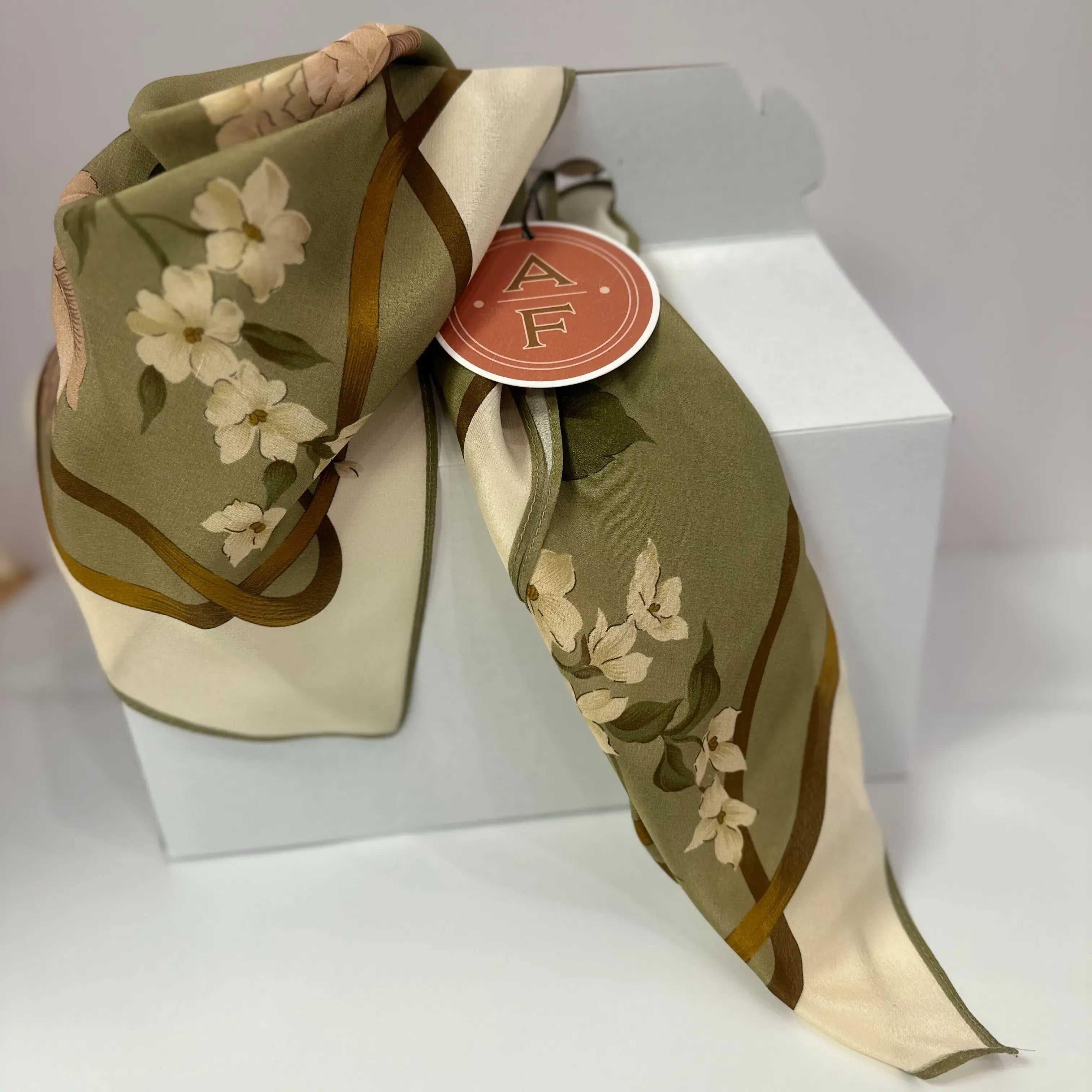 Billowy Blooms Gift Box – Adela Flora